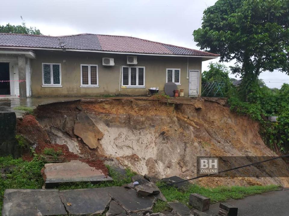4 rumah ranap dalam kejadian tanah runtuh » The Capital Post
